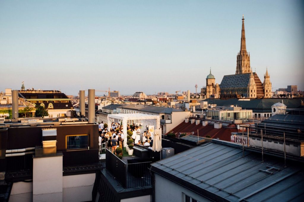 Die 27 besten Rooftop Bars & Eventlocations in Wien | EVENTFEX